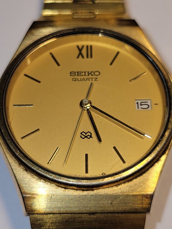 Seiko | Accessories | Vintage March 983 Seiko Sq Quartz 8122729 Gold ...